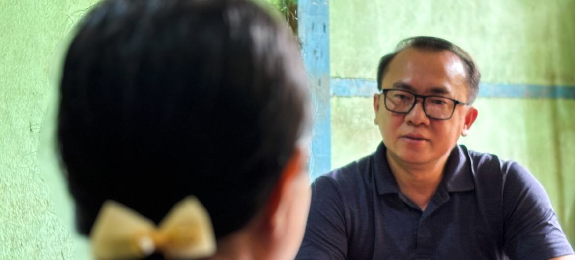 Au Myanmar, les humanitaires bravent le conflit et les conditions difficiles pour aider les ...